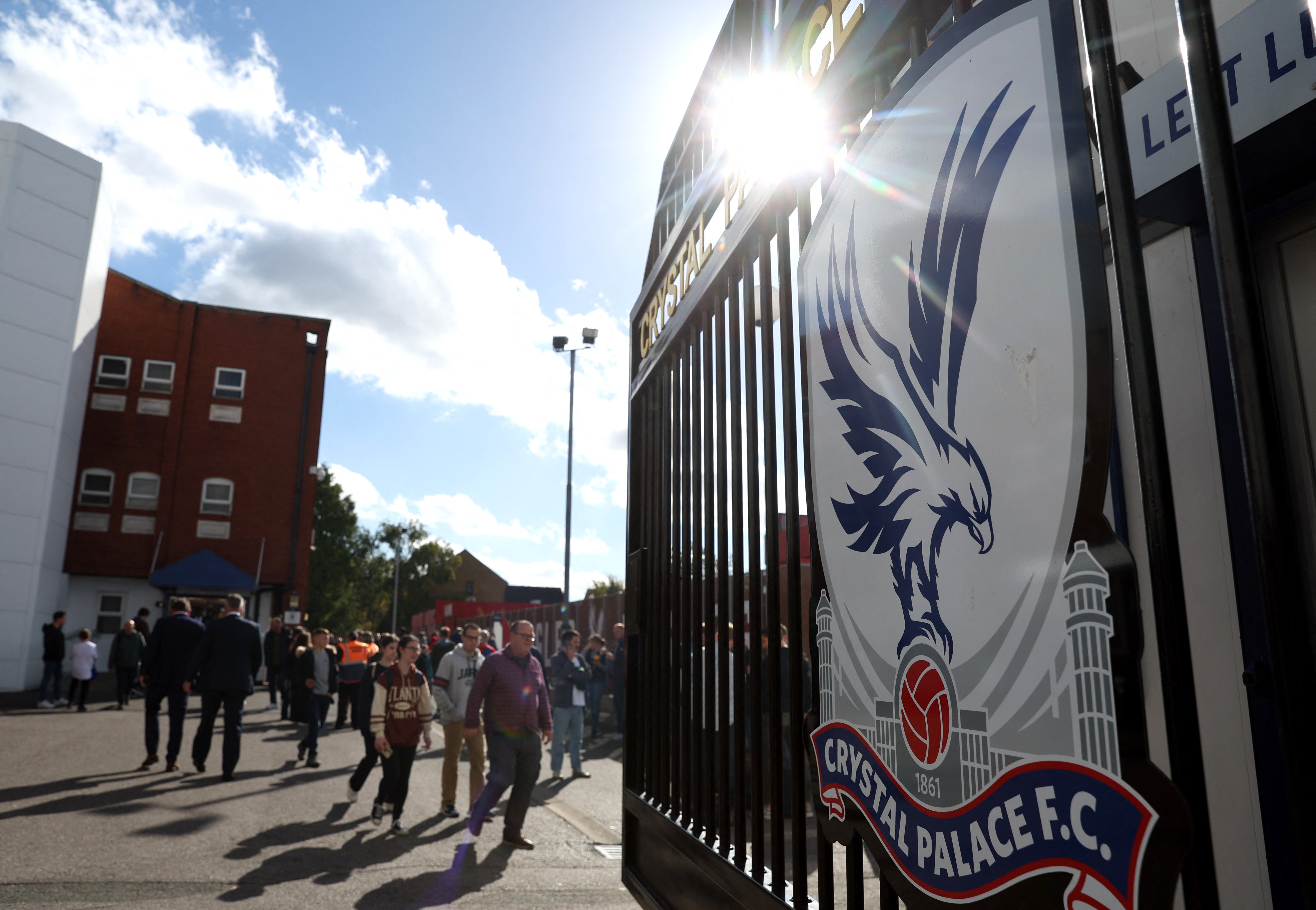 Crystal Palace vs Leeds United LIVE: Premier League crew information ...