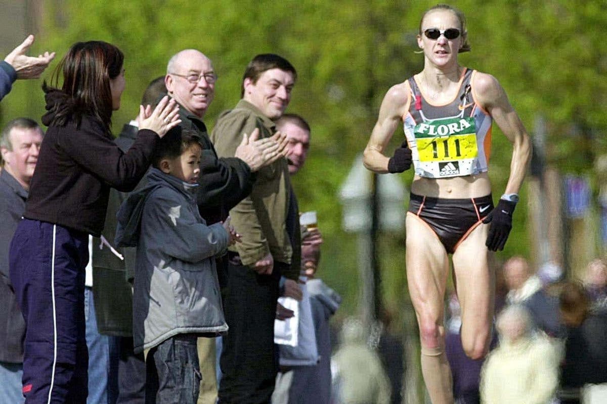 On this day in 2002: Paula Radcliffe wins Chicago Marathon in world ...