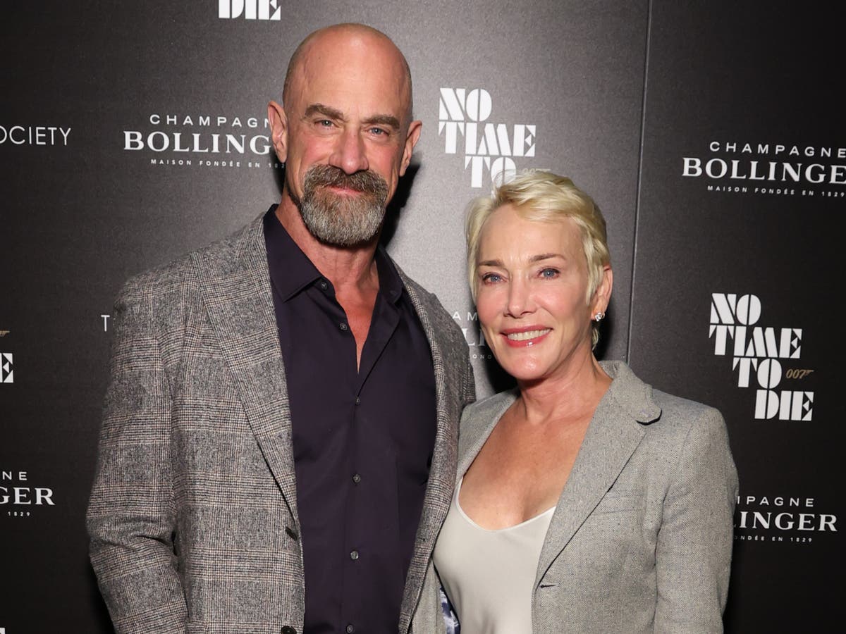Christopher Meloni Family 2022