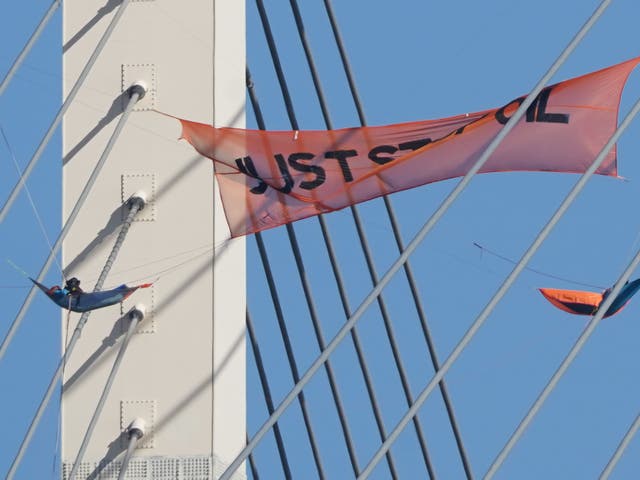 Just Stop Oil protest on Dartford Crossing ends as activists arrested ...