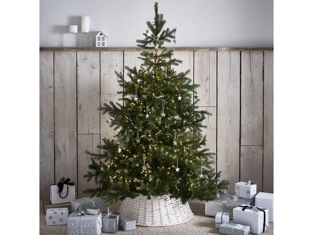 The White Company Christmas 2022 collection: Decorations, candles and ...