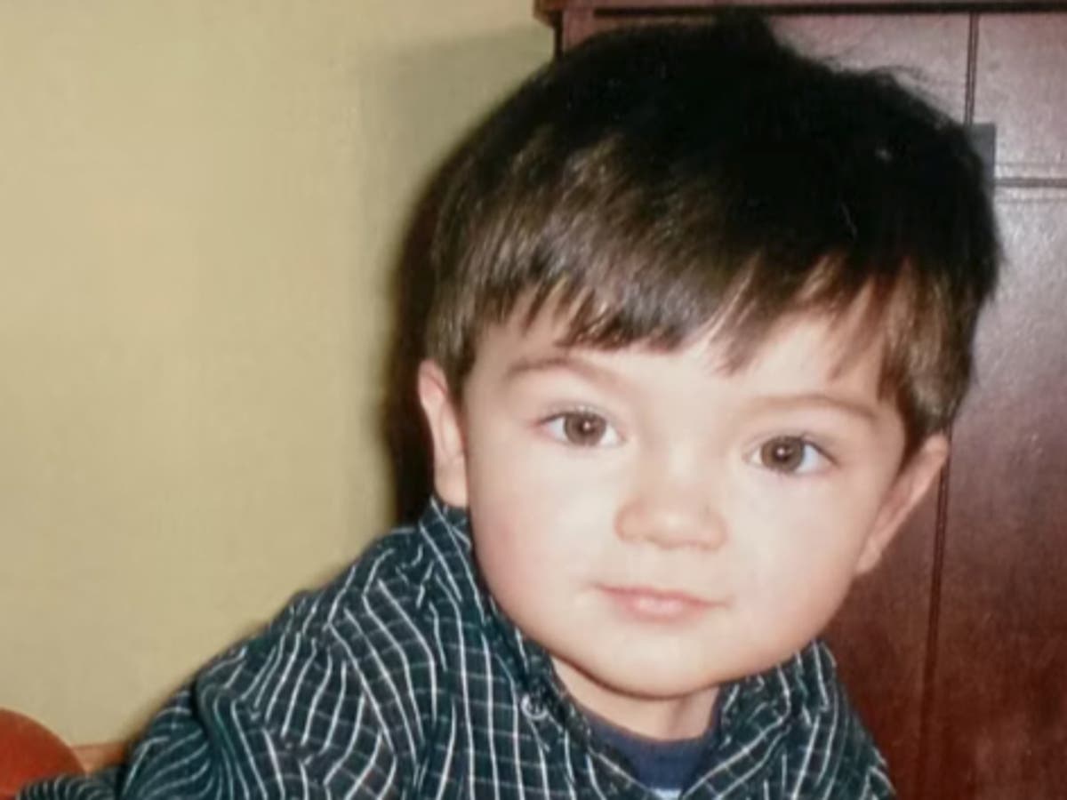 Thomas Valva froze to death in a garage. The boy’s father and his ...