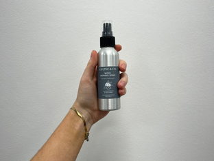 8 best crease release and fabric freshener sprays for clothes 2024 ...