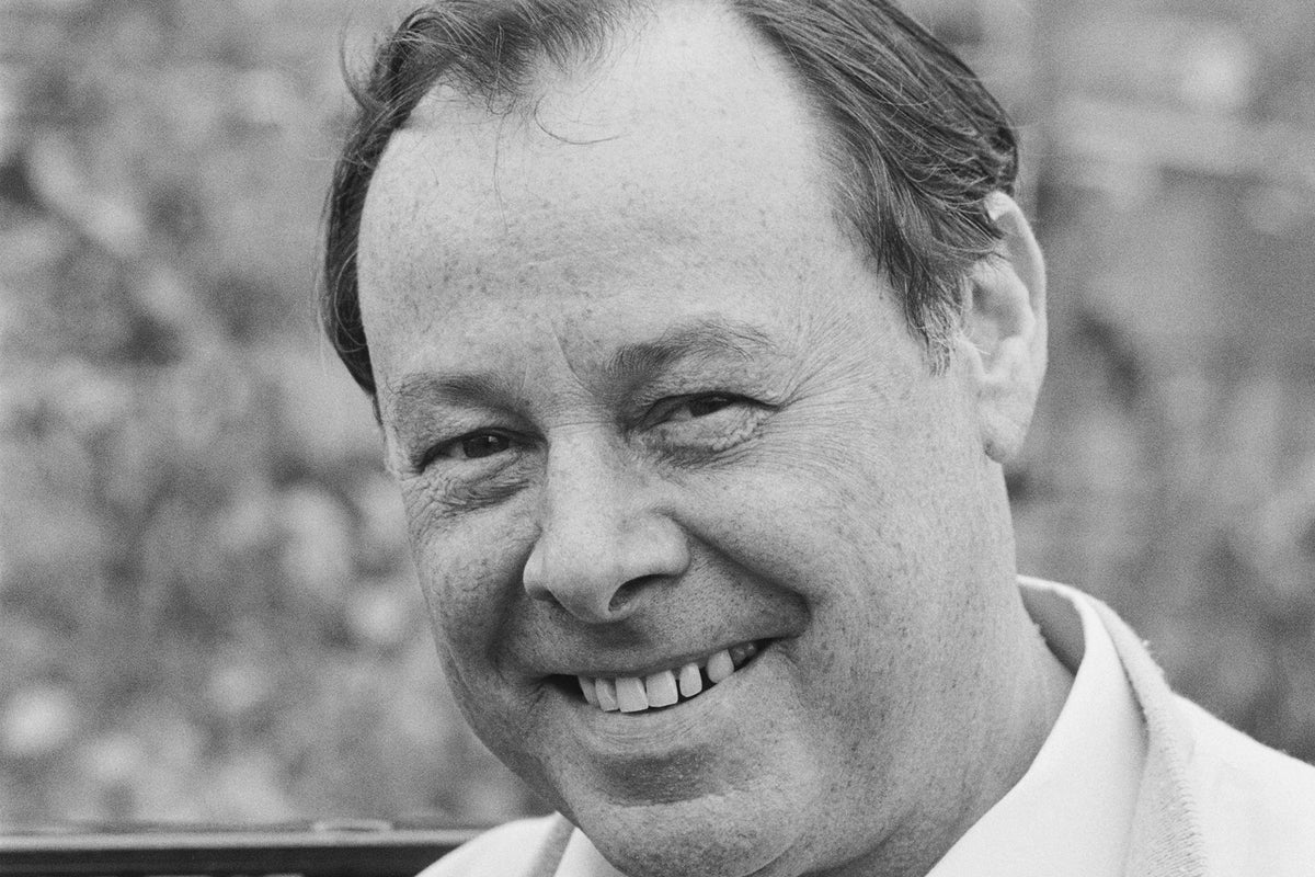 Bill Treacher: Actor who played much-loved Arthur Fowler in EastEnders ...