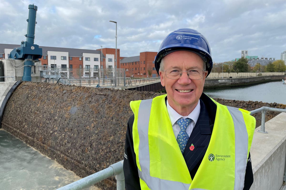 Environment Agency chair warns of ‘more extreme’ flooding amid climate ...