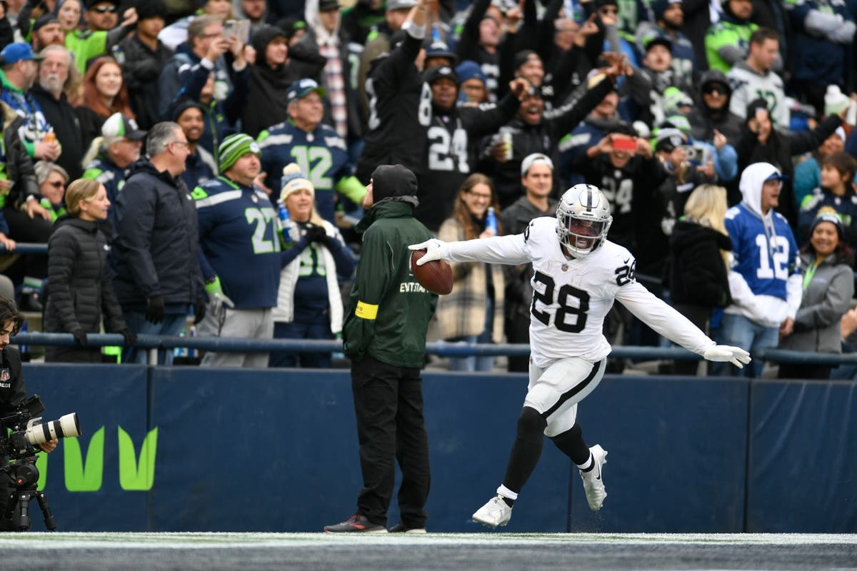 Jacobs corre para un TD de 86 yardas y Raiders ganan | Independent Español