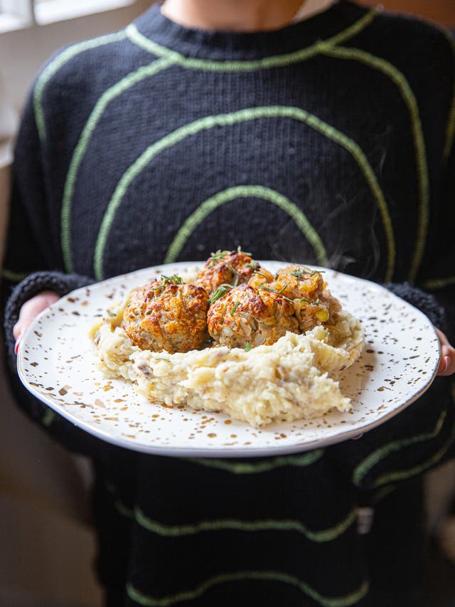 12 genius recipes to transform your Christmas leftovers | The Independent