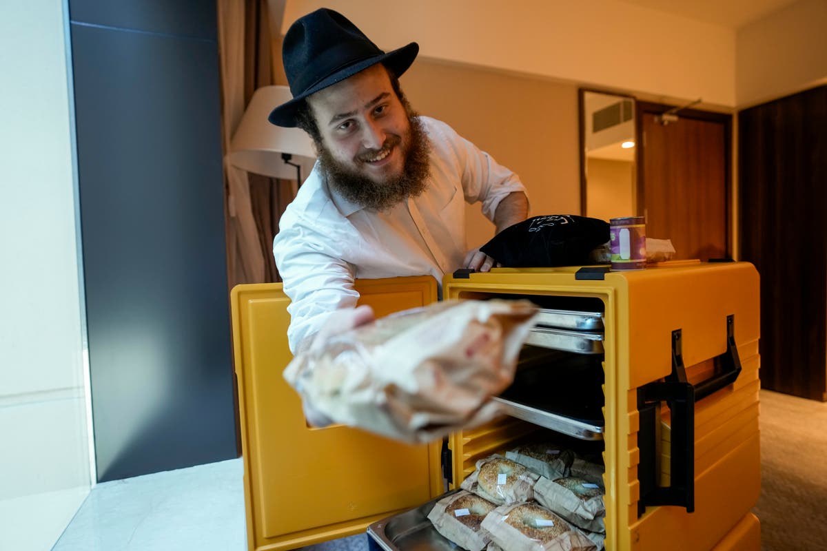 Bagels and challah for Jews keeping kosher at World Cup | The Independent