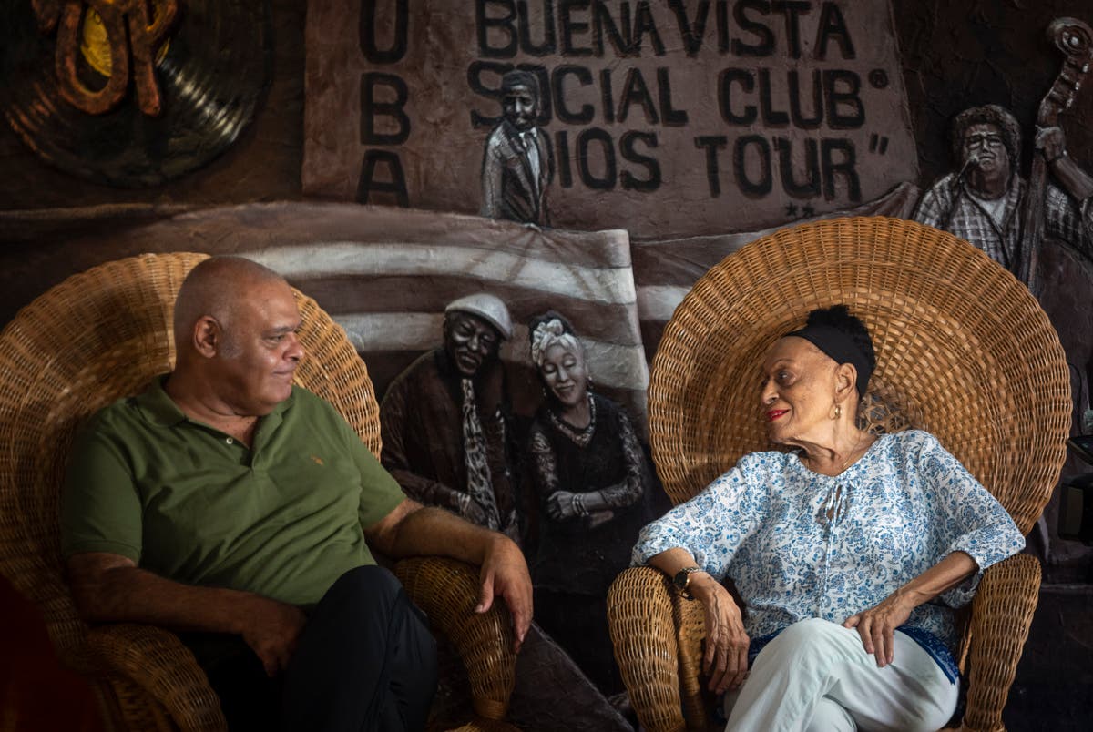 Con 92 años y contando, Omara Portuondo sigue de gira | Independent Español