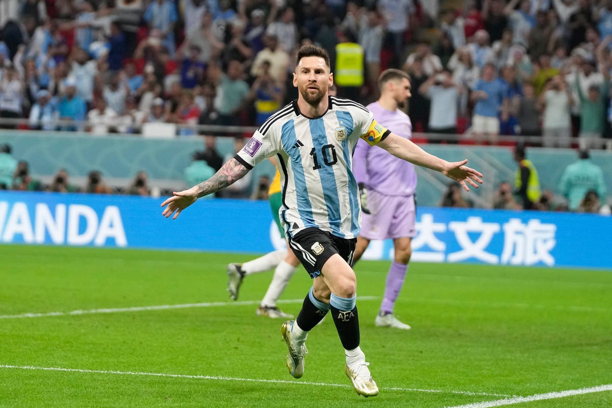 Otro gol de Messi y Argentina desembarca en cuartos en Qatar ...