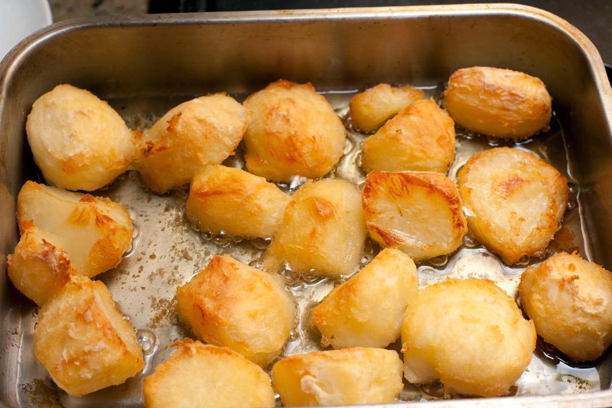 How To Make Mary Berry s Twice Cooked Roast Potatoes For Easter Sunday How To Make Mary Berry s Twice Cooked Roast Potatoes For Easter Sunday
