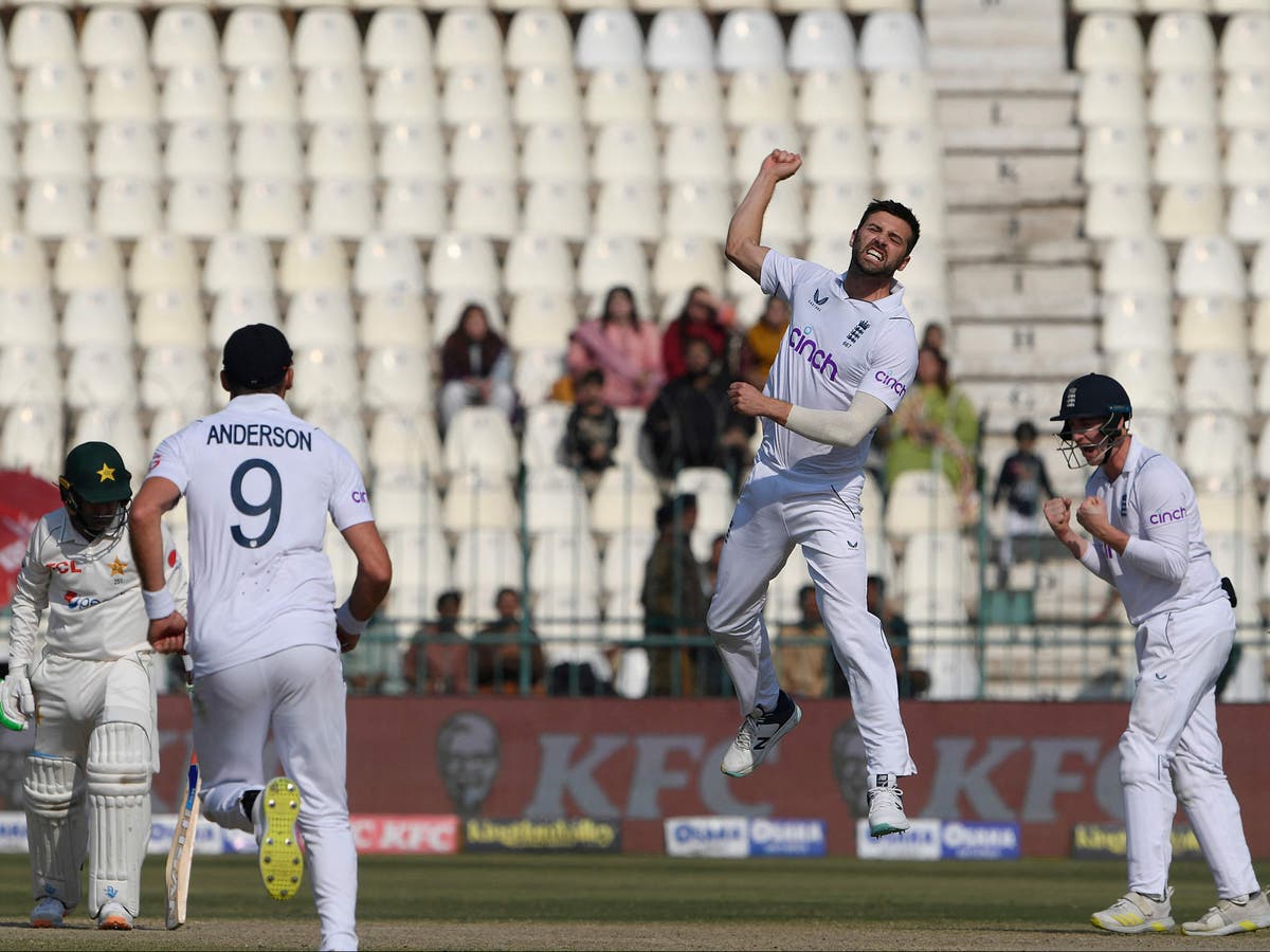 England cricket score: England beat Pakistan in second Test to seal ...