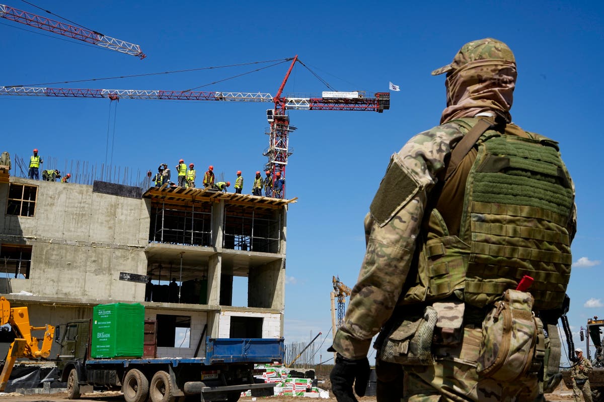 Russia scrubs Mariupol's Ukraine identity, builds on death | The ...