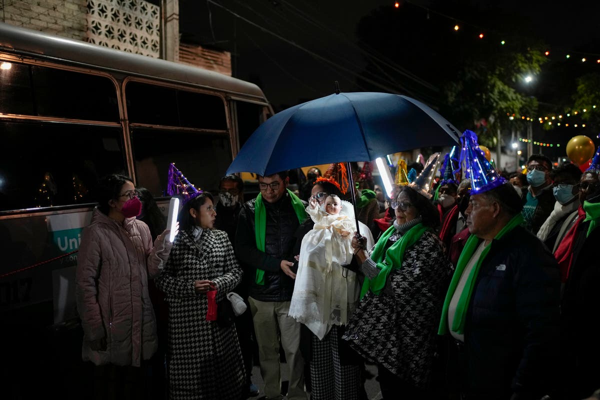 In Mexico, posadas bring early Christmas spirit, community | The ...