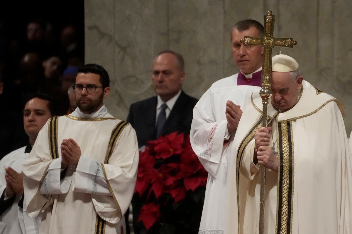 El papa en Navidad: Recordemos que Jesús nació pobre | Independent Español