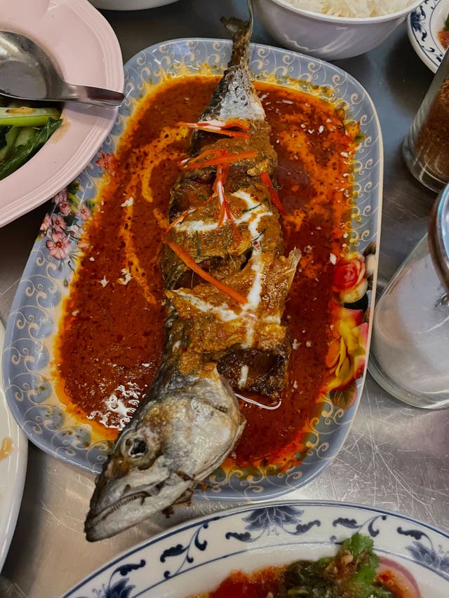 Speedboat Bar, London, restaurant review: Fast, furious and not for the ...