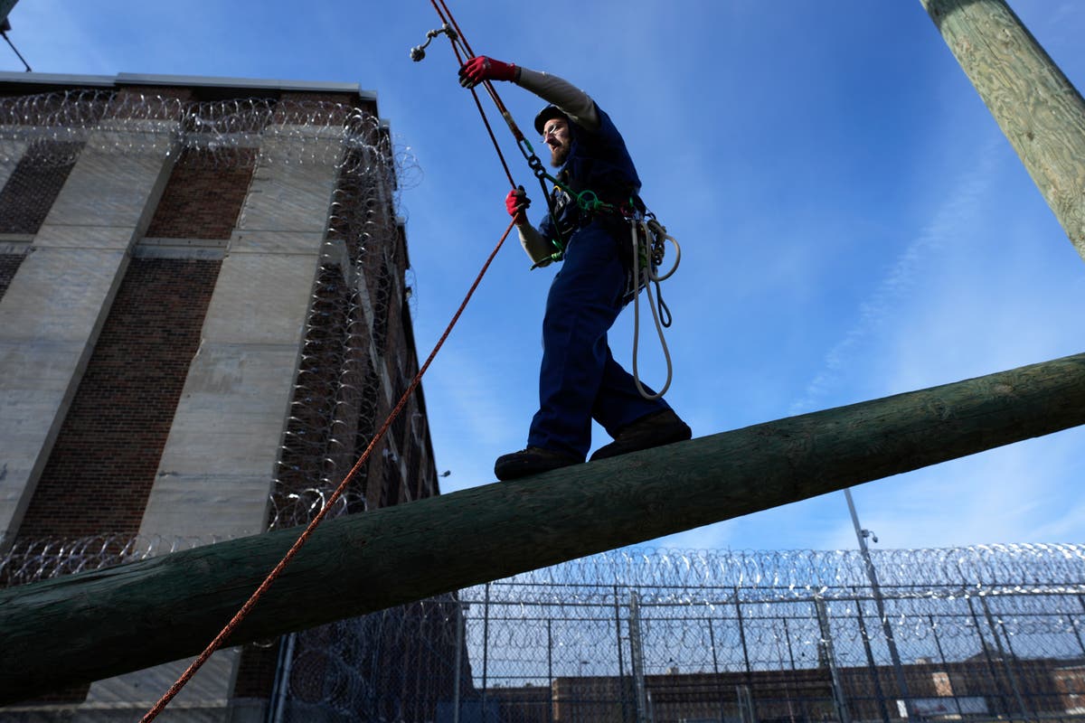 Michigan program trains prisoners to trim around power lines | The ...