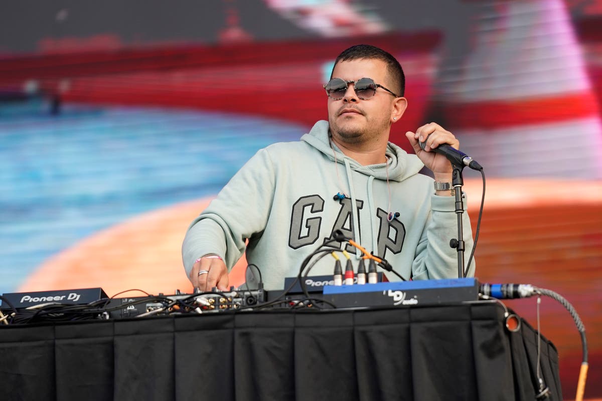 Puerto Rico reggaeton singer accused of domestic violence | The Independent