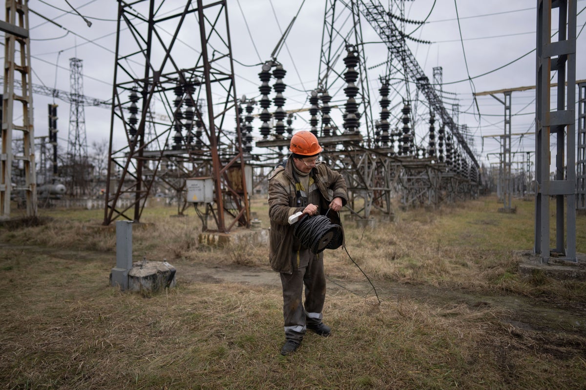 US to help Ukraine repair power grid after Russian strikes | The ...