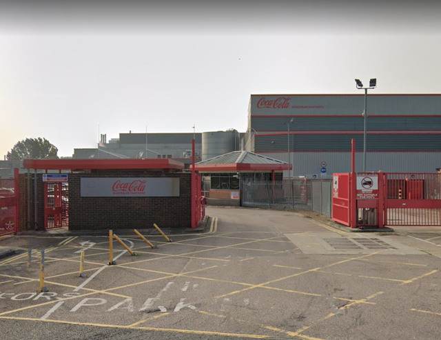 Acid leak at Coca Cola factory as hundreds of workers evacuated | The ...