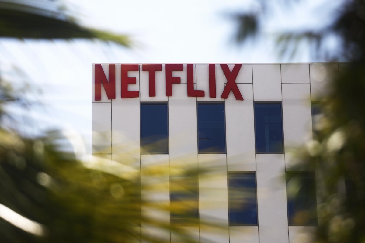 Netflix announces new rules in password sharing crackdown that could ...