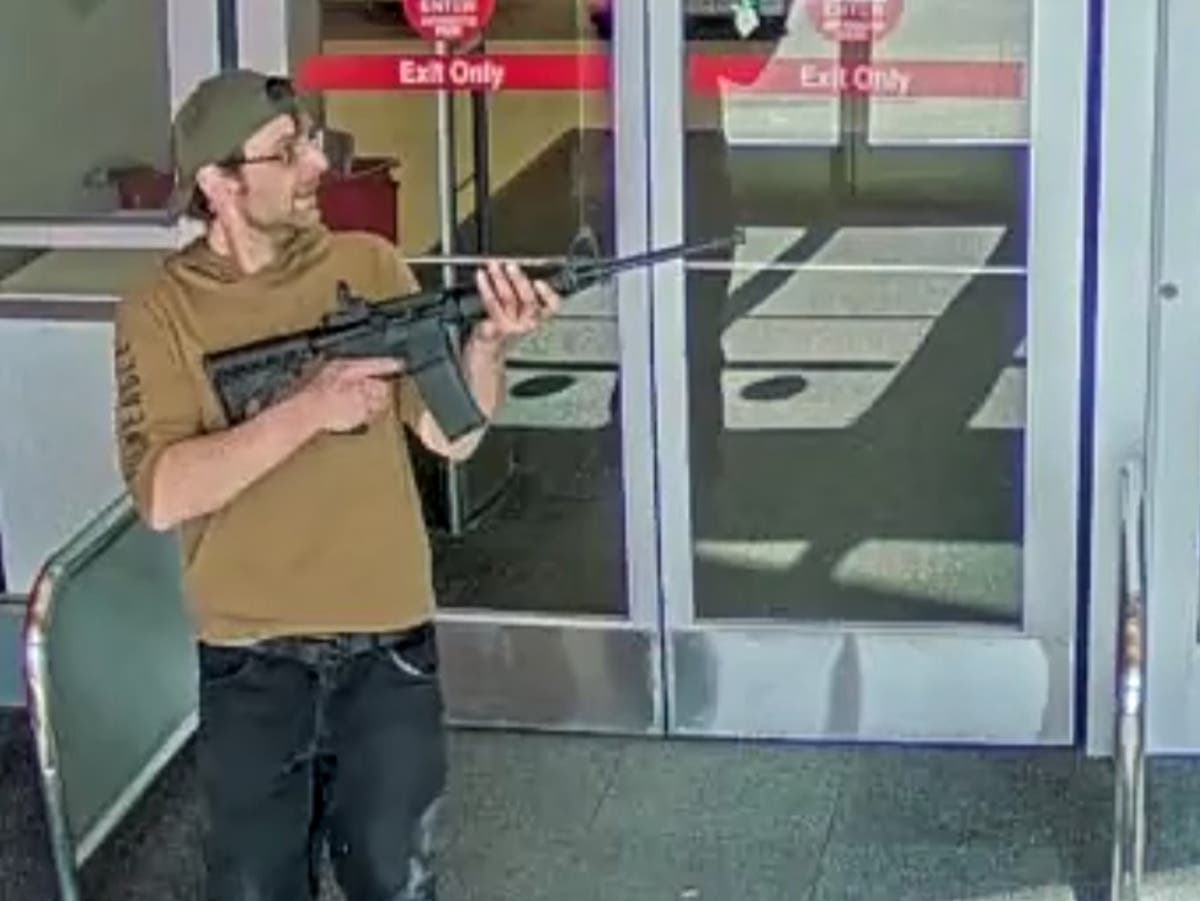 Chilling photo of heavily armed gunman who opened fire in Target | The ...