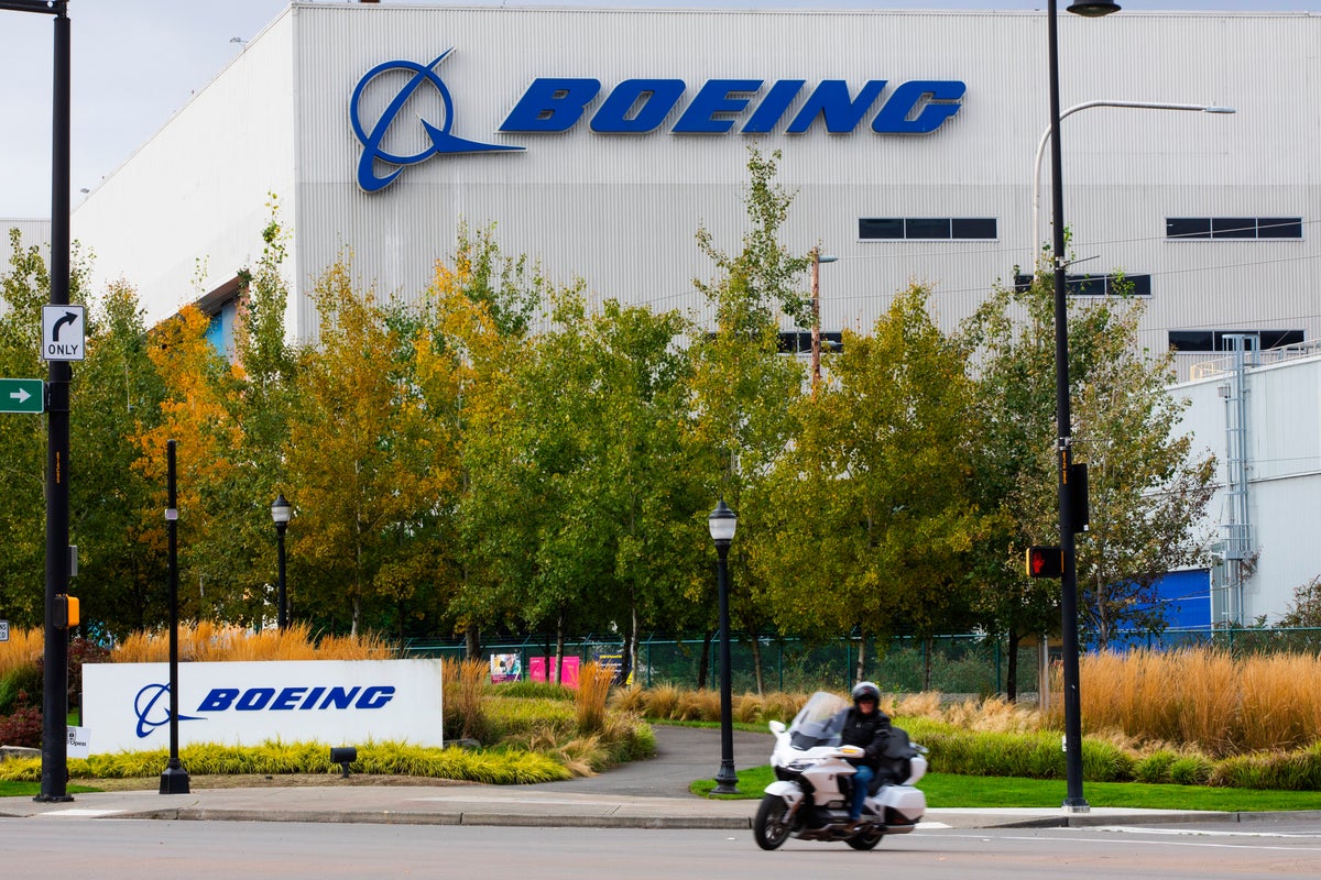 Judge rejects bid to nullify Boeing deal over Max crashes | The Independent