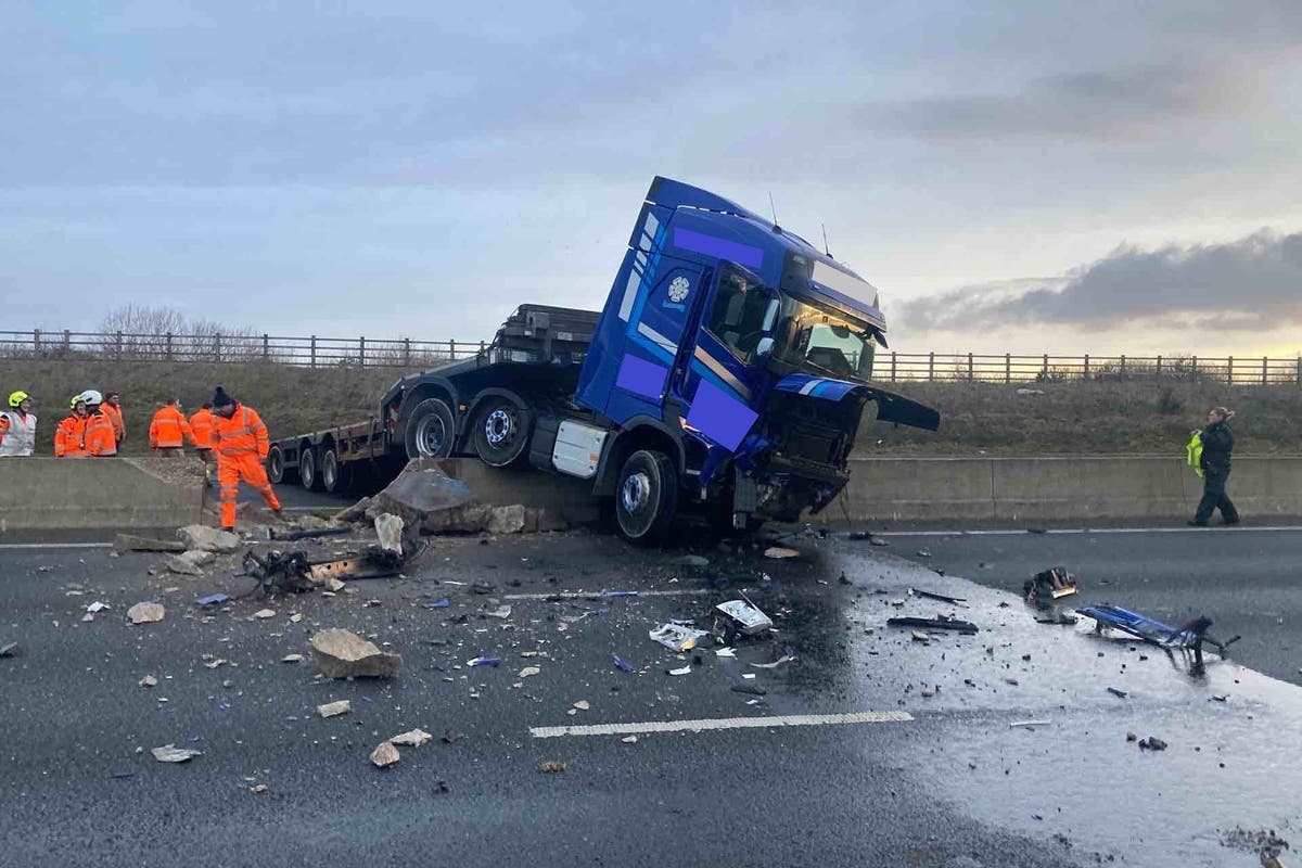 Lorry crash causes ‘protracted’ motorway closure | The Independent