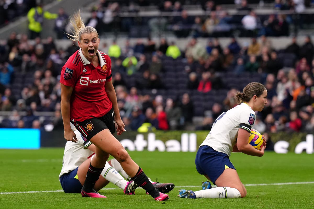 Manchester United go top of WSL with win at Tottenham despite Ella ...