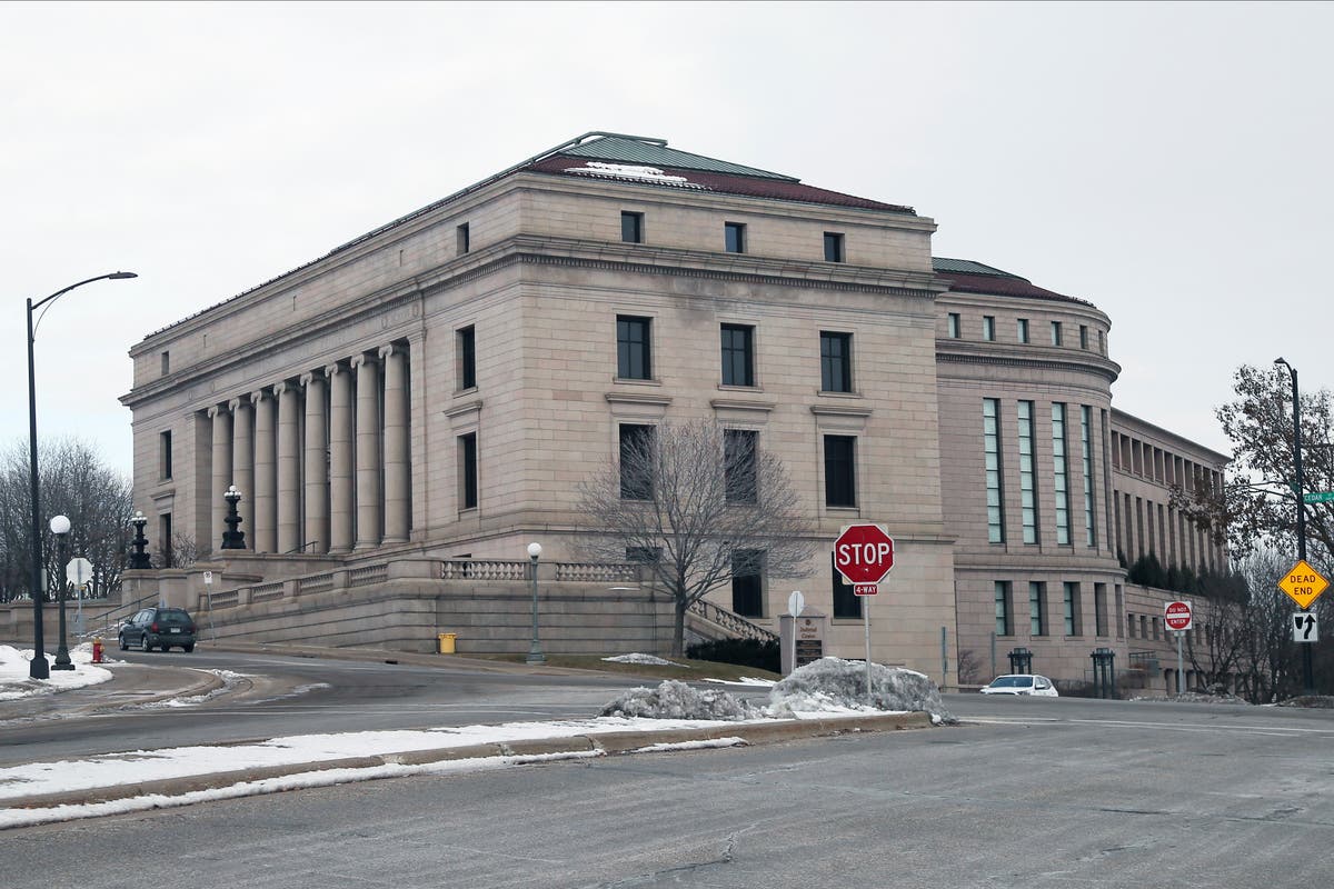 Minnesota justices leave felon voting issue to Legislature | The ...