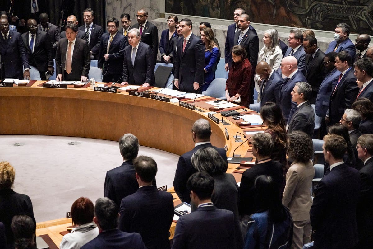 Russia, Ukraine face off at UN with rival tributes to dead | The ...