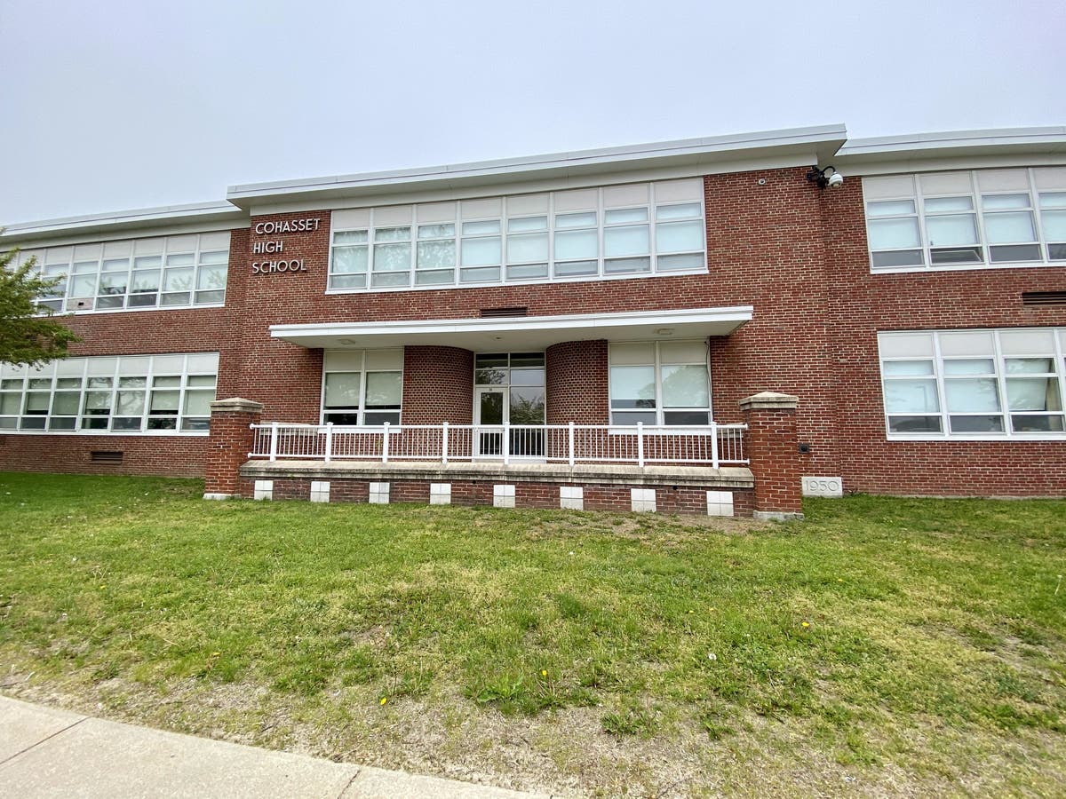 Secret bitcoin mine hidden under high school cost thousands of dollars ...