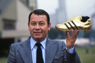 Just Fontaine: Record World Cup goalscorer dies aged 89 | The Independent