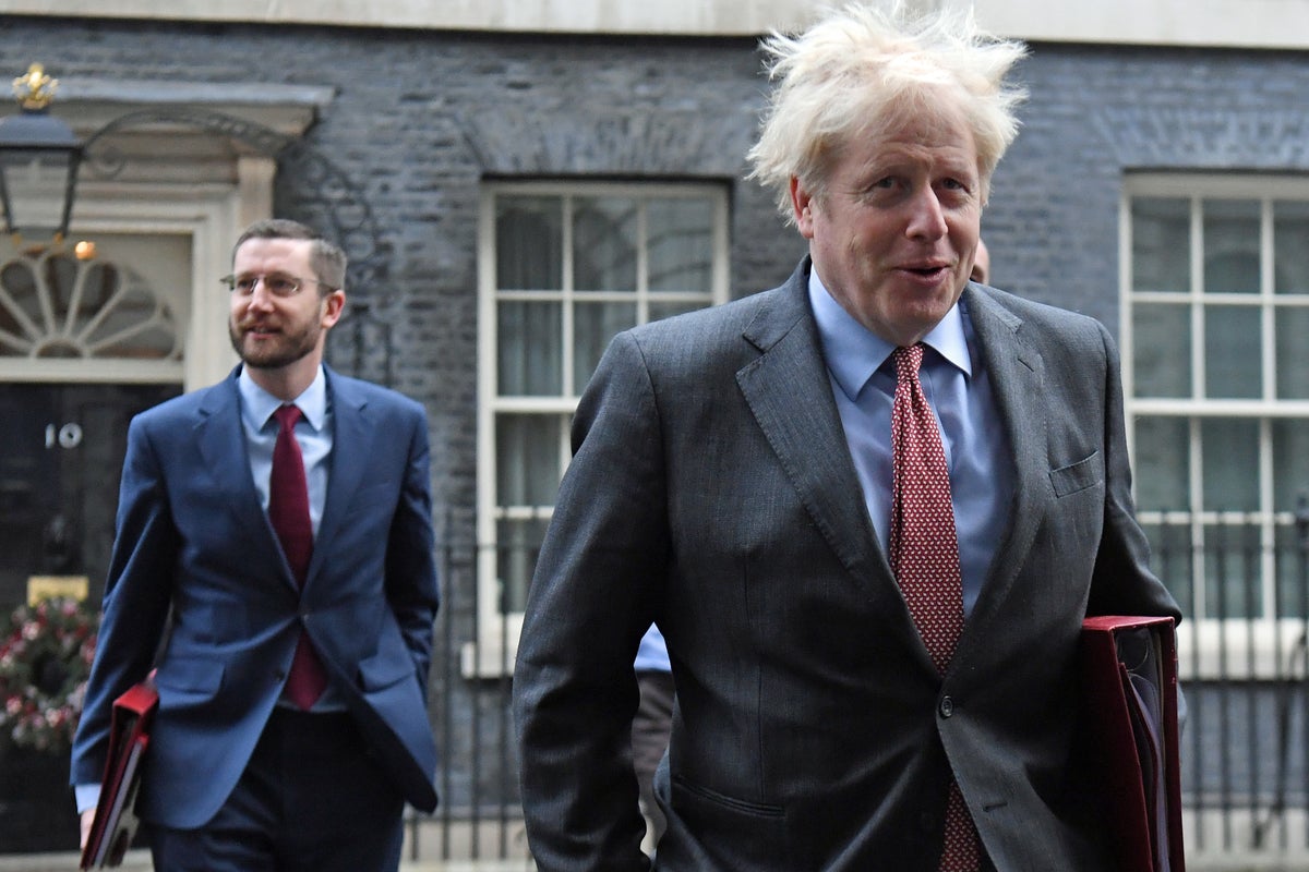 Simon Case: Branding Boris Johnson ‘nationally distrusted’ isn’t ...