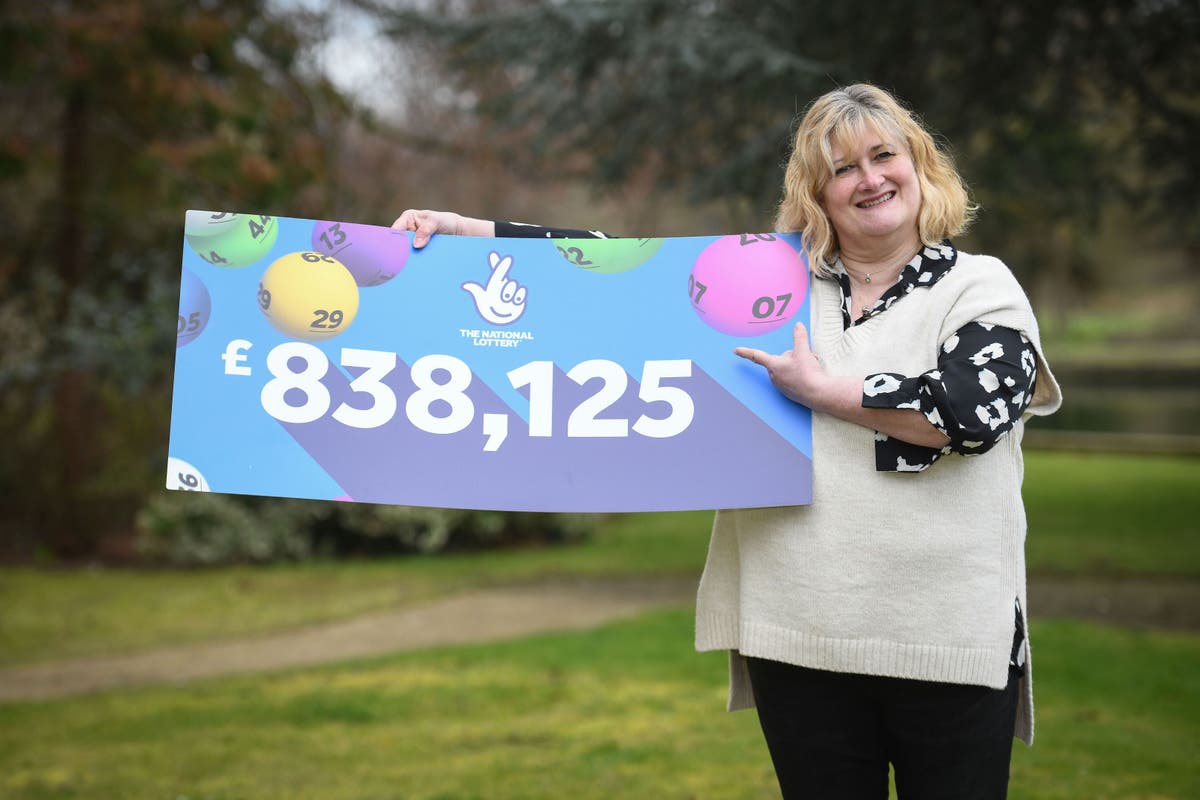 Mother who worked two jobs celebrates £838,000 lottery win | The ...