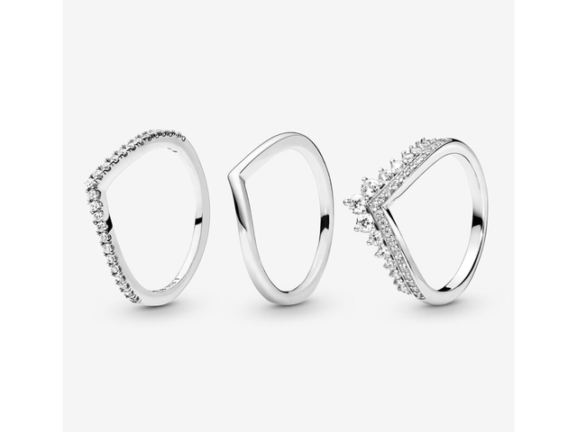 Dazzle your mum with a free bracelet from Pandora this Mother’s Day ...