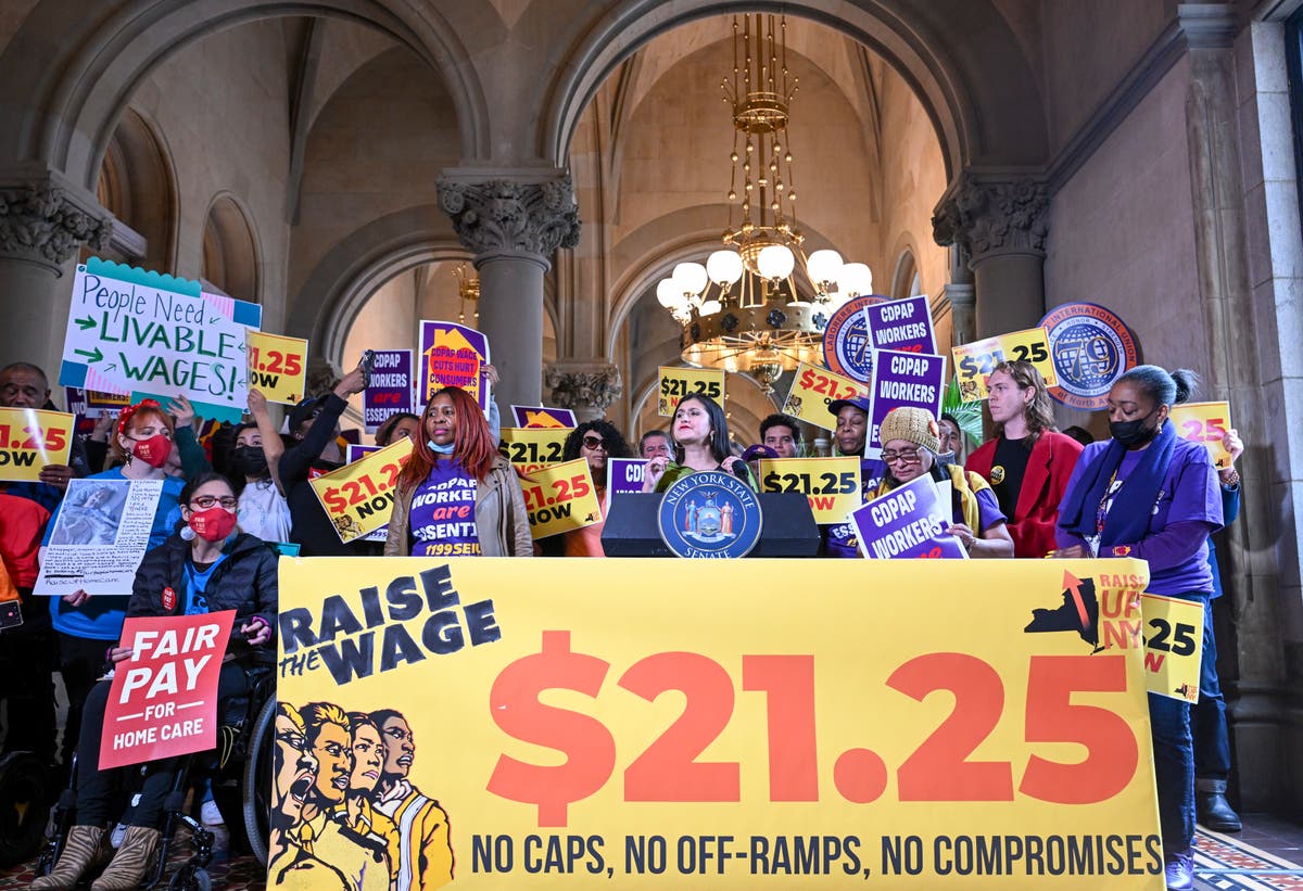 Push in states for $20 minimum wage as inflation persists | The Independent
