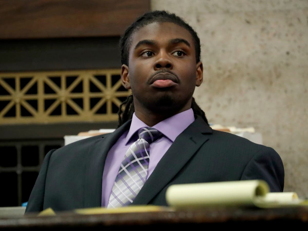 Man gets new trial in Chicago honor student's death | The Independent