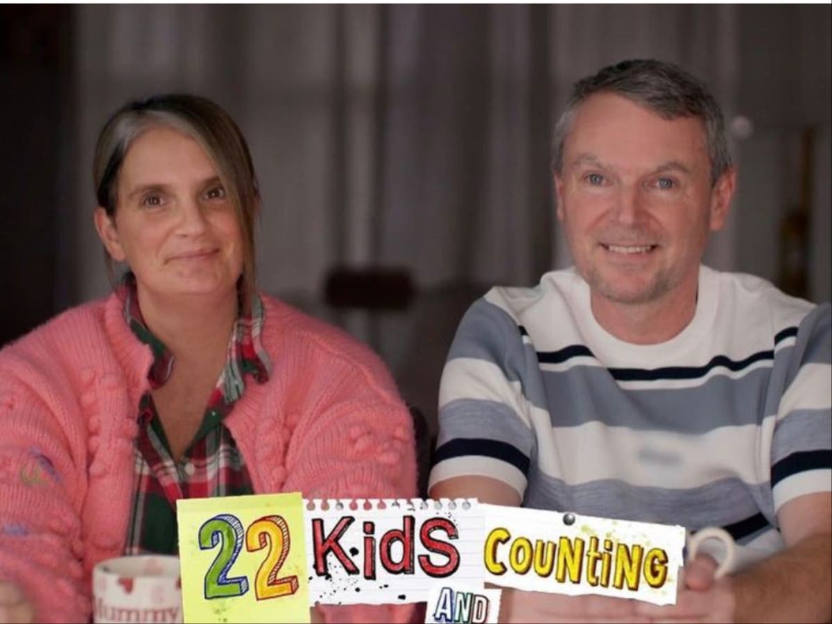 Sue Radford: 22 Kids and Counting star accused of ‘making money’ from ...