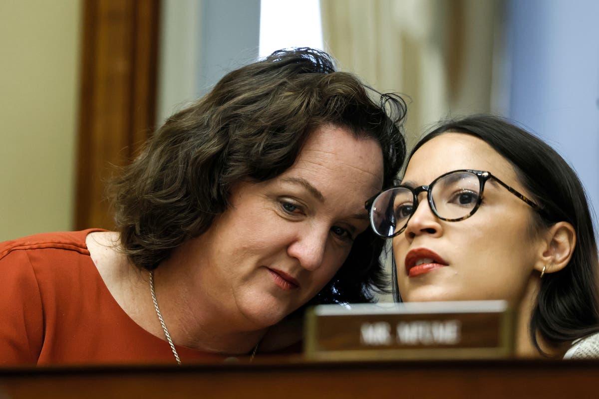 AOC sounds alarm over Trump’s attack on Judge Juan Merchan and his ...