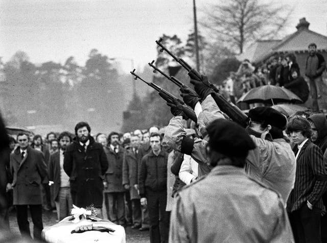 Northern Ireland 1960-1998: The Troubles in 15 photos | The Independent