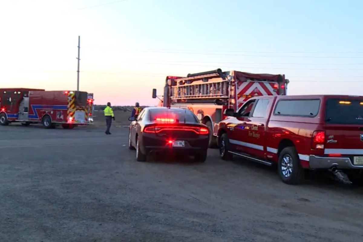 Two Wisconsin police officers shot dead during traffic stop | The ...
