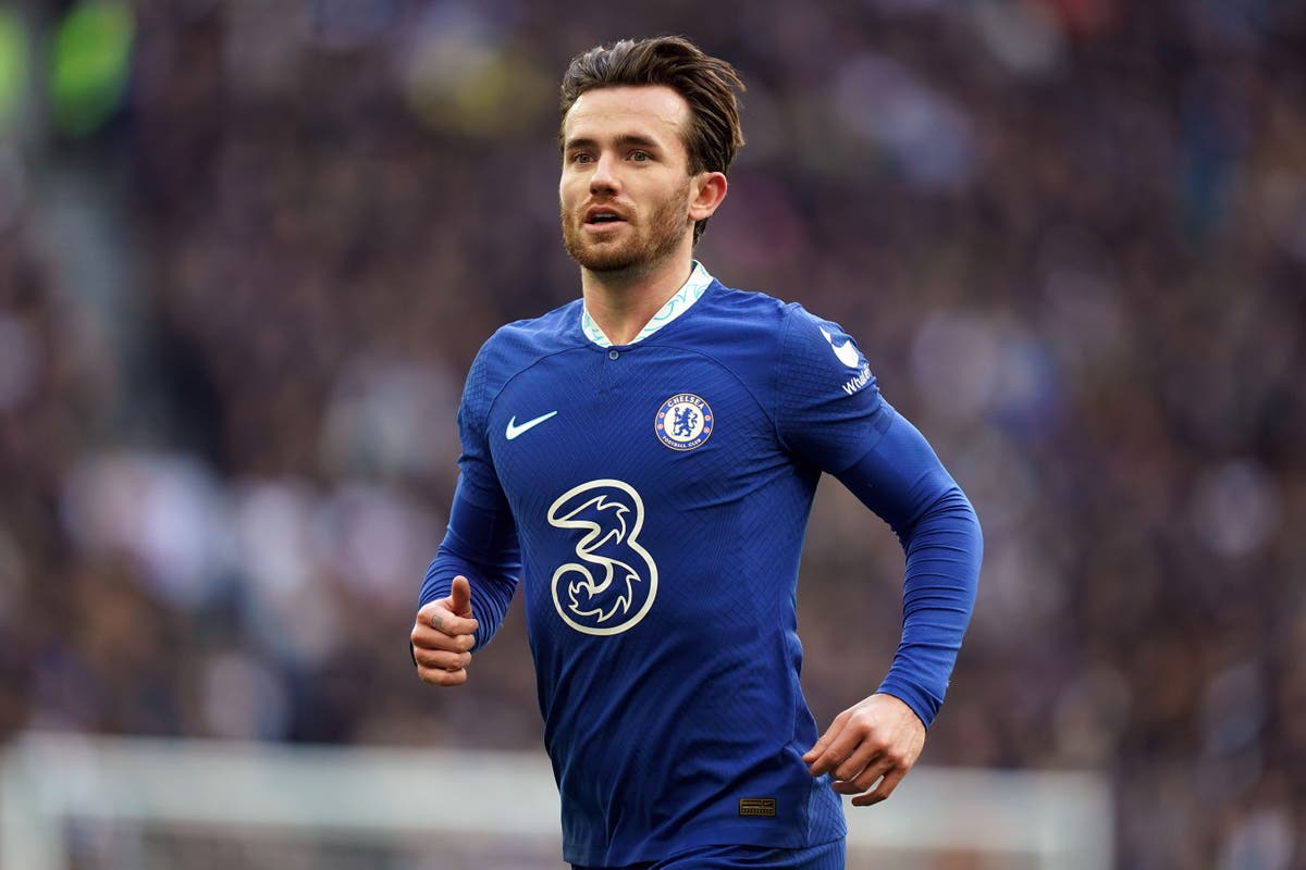 Loved Up Chelsea Star Ben Chilwell Kisses Stunning Aussie Model Girlfriend Cartia Mallan After