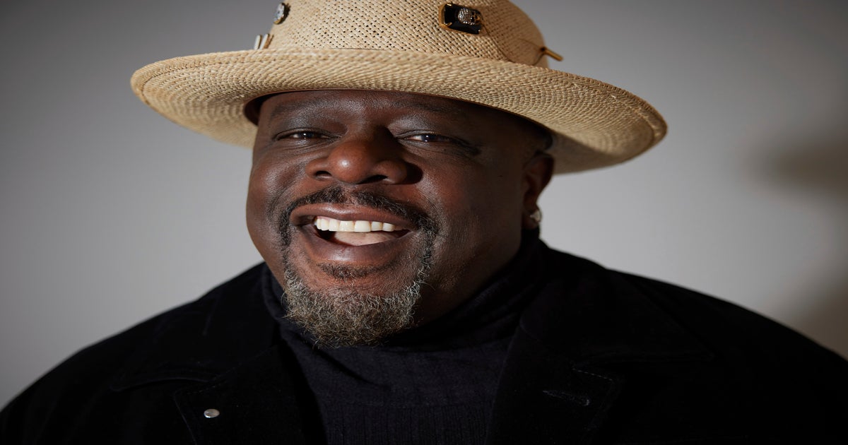 Cedric De Entertainer Afro