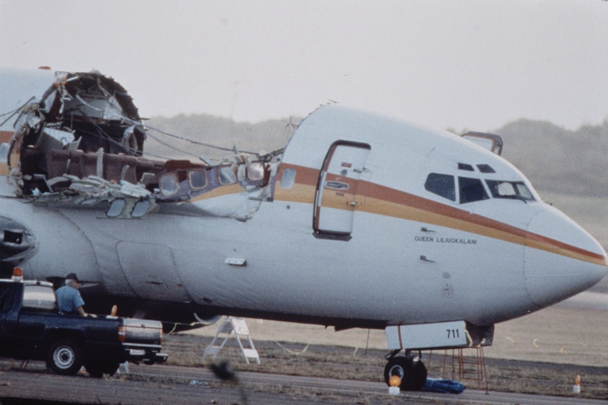 How Aloha Airlines flight 243 exposed fundamental flaws in aviation ...