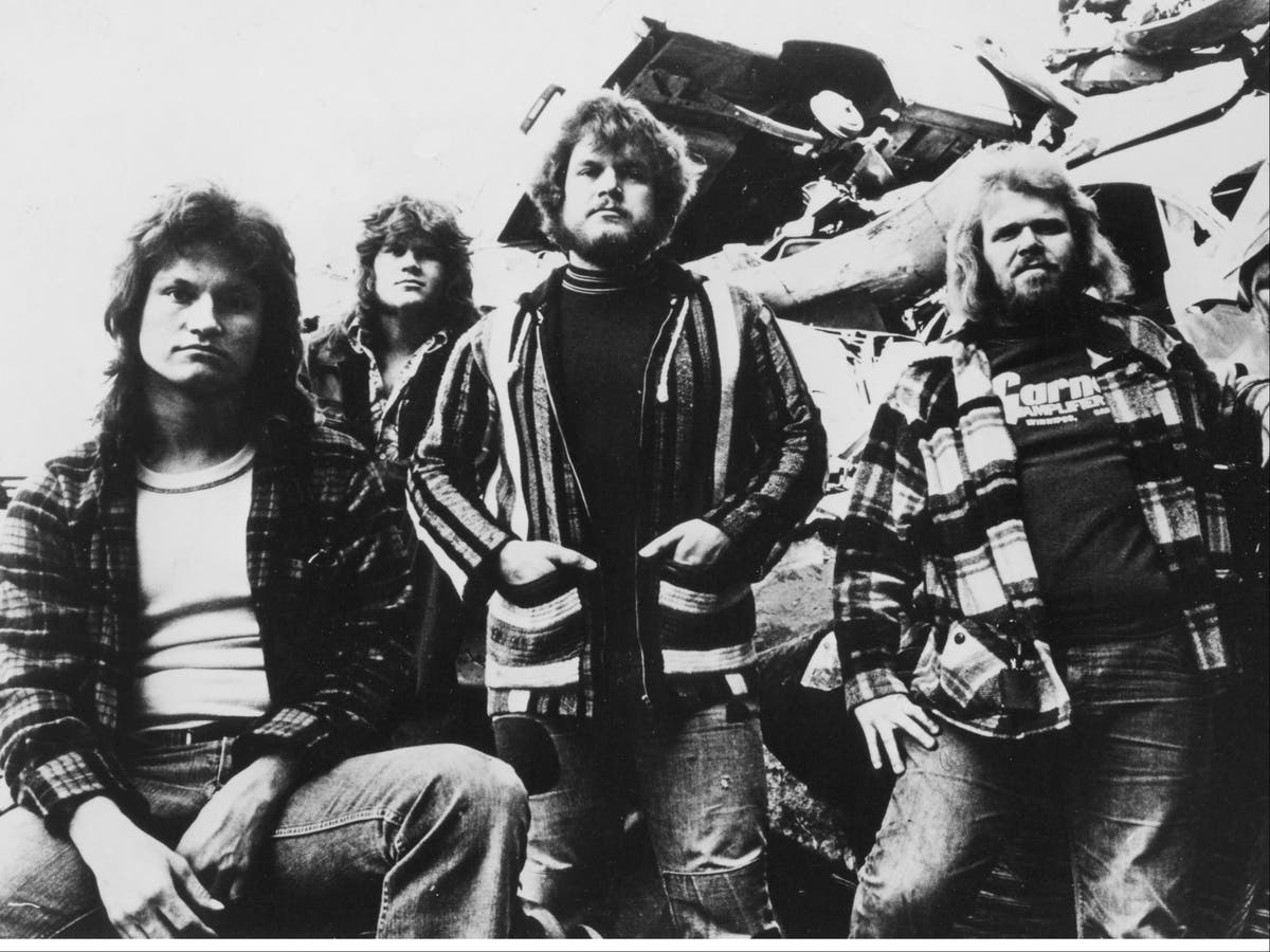 Tim Bachman death: Canadian guitarist dies aged 71 | The Independent