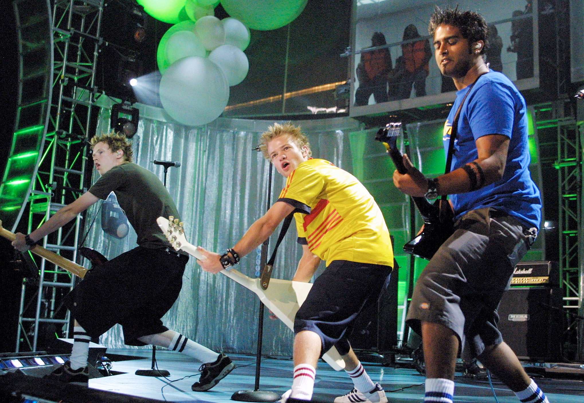 Sum 41 To Split Up After Farewell World Tour Thank You The Independent Sum 41 To Split Up After Farewell World Tour Thank You The Independent