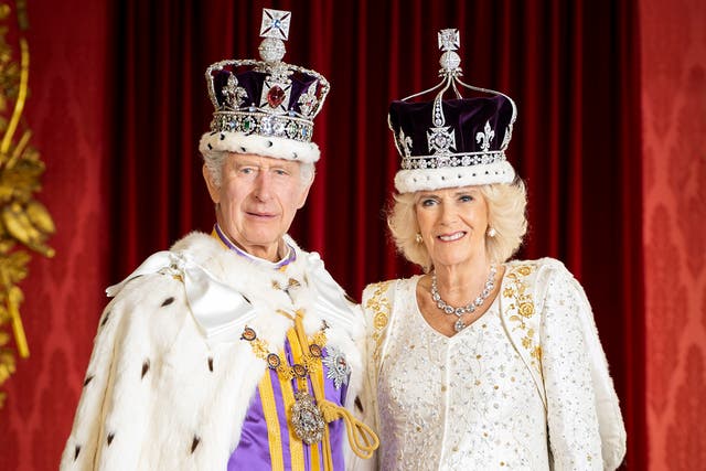 The secrets of royal coronation photographer Hugo Burnand | The Independent