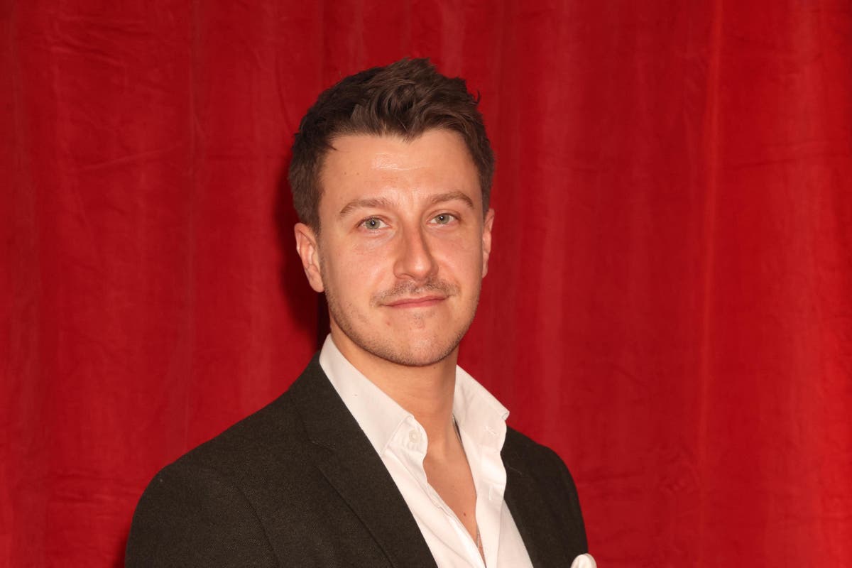 As Coronation Street puts the spotlight on sepsis, the signs and symptoms to know | The Independent