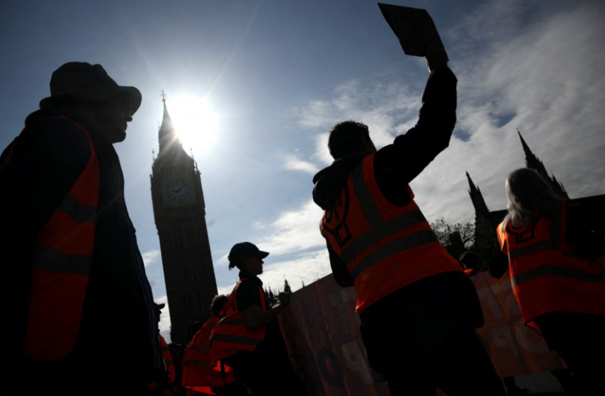 What is the ‘African plume’ that could bring 35C heatwave conditions to ...